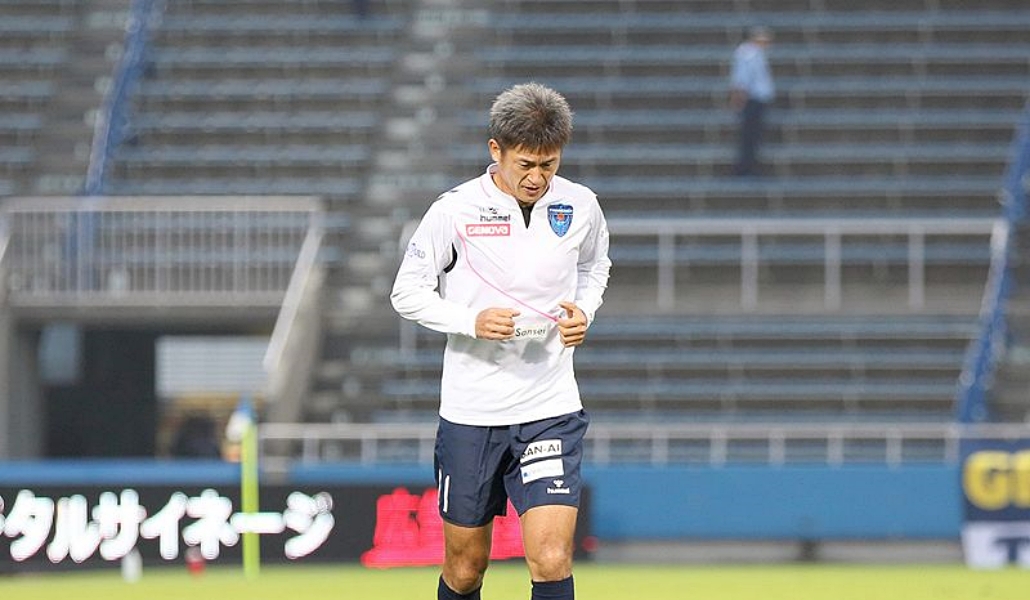 Con casi 56 años, Kazu jugará en el UD Oliveirense de la segunda ...