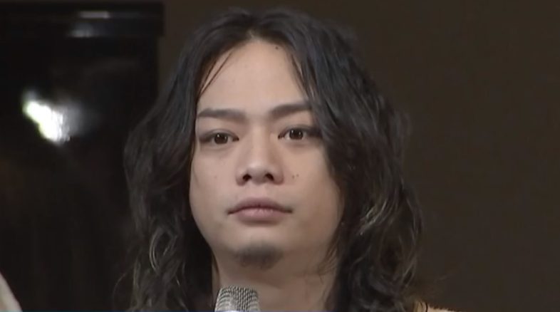 Arrestan a actor japonés que se hizo pasar por policía para estafar