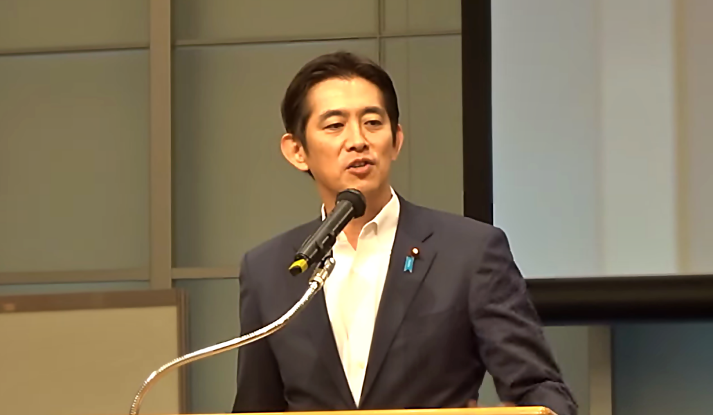 Takayuki Kobayashi, el primero en anunciar su candidatura oficial a la ...